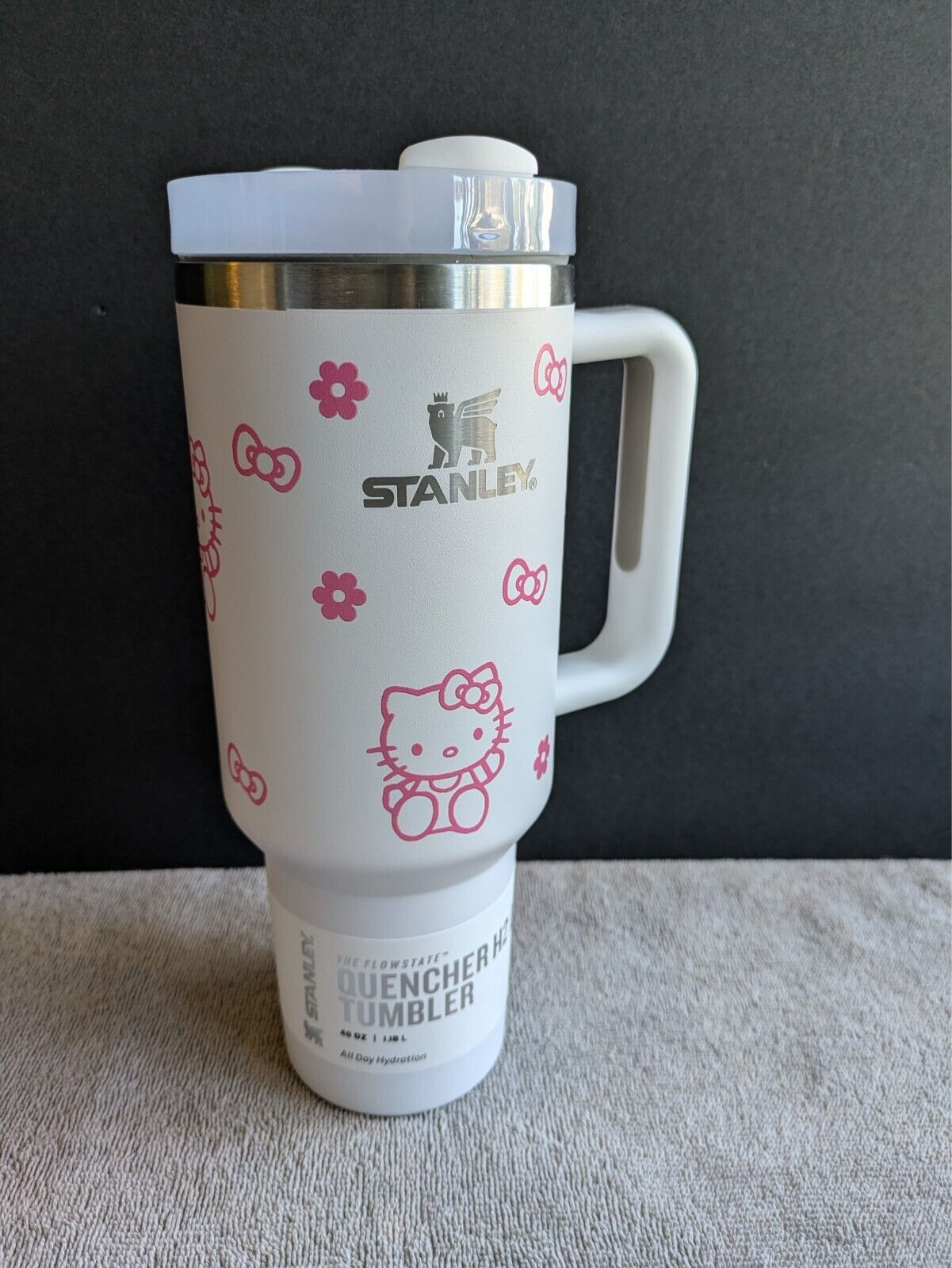 Hello Kitty Bow Flower Stanley Cup – Luxandluxy