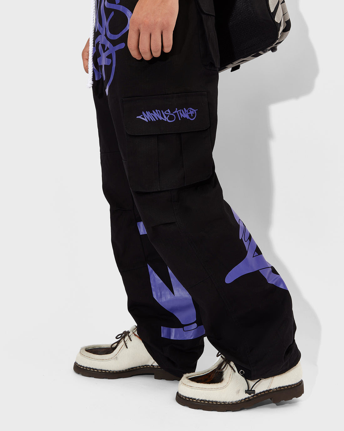 Minus Two Black Graff Cargo – Luxandluxy